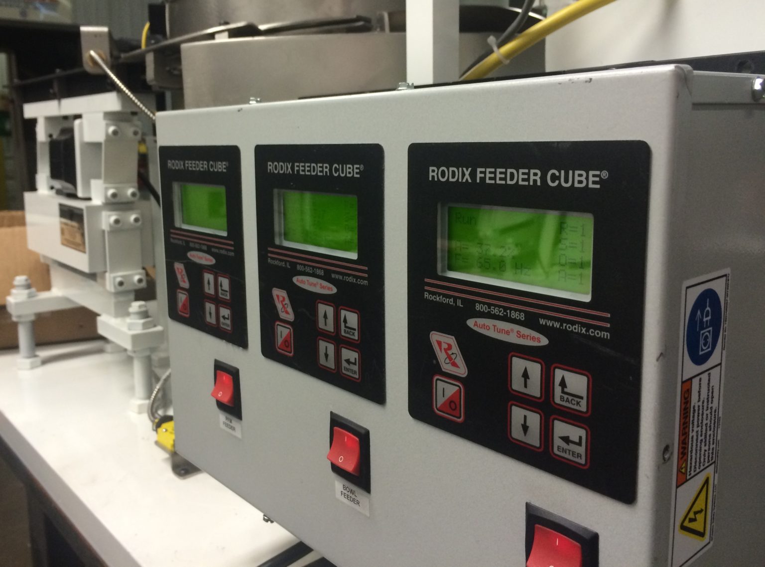 Vibratory Feeder Bowls – Feeding Concepts Inc.